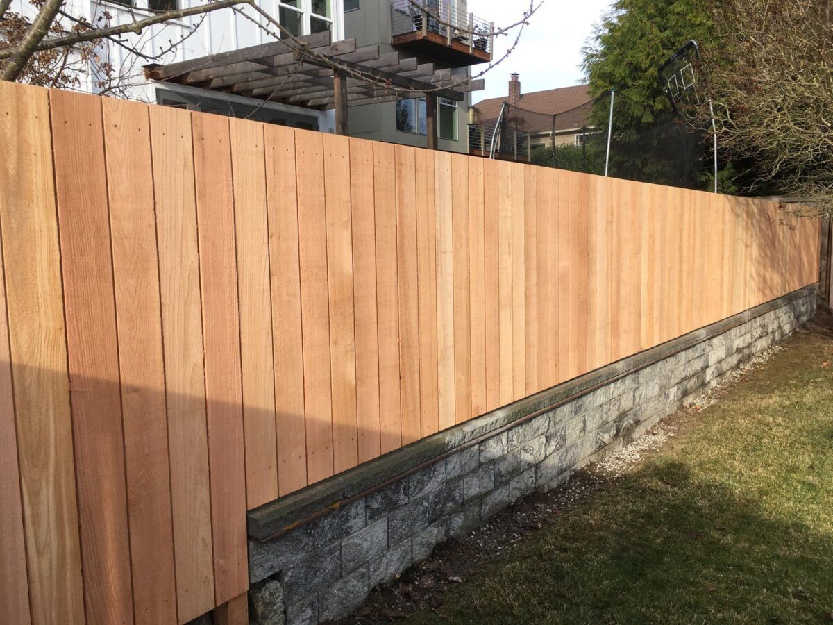 Discover the Elegance of Estate Style Fences by Atomic Fence